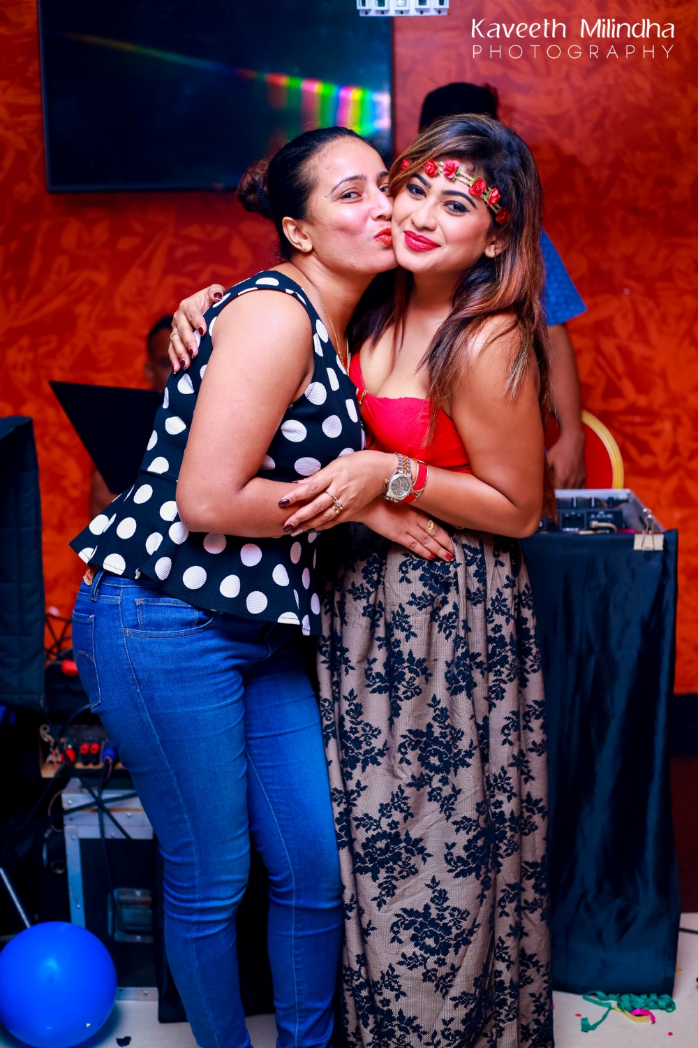 රැයක් පහන්කළ පියුමි හංසමාලිගේ උපන්දින සාදය - Photos - Piyumi Hansamali ...