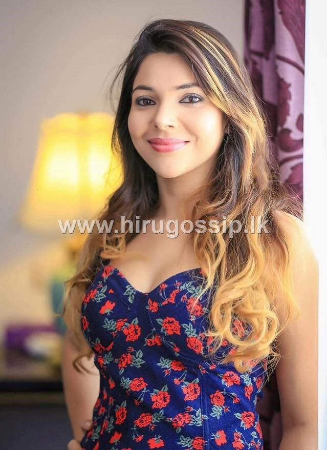 "විවාහ වෙන්න ඕන නෑ. දෙන්නට දෙන්නා ආදරෙන් කොහේ හරි ඉන්නවා නම් ඒ හොඳටම ...