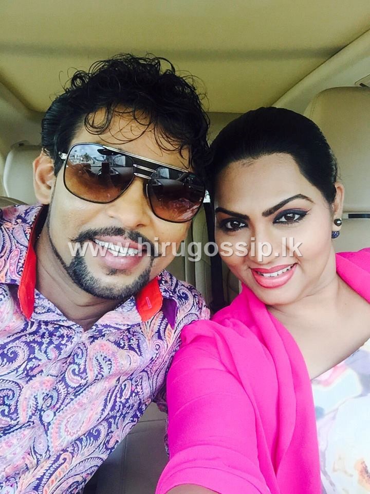 "එයාගේ බිරිඳ වීම හා ක්‍රිකට් ක්‍රීඩකයෙක් විදිහට ඔහු රටට සේවයක් කළ එක ...
