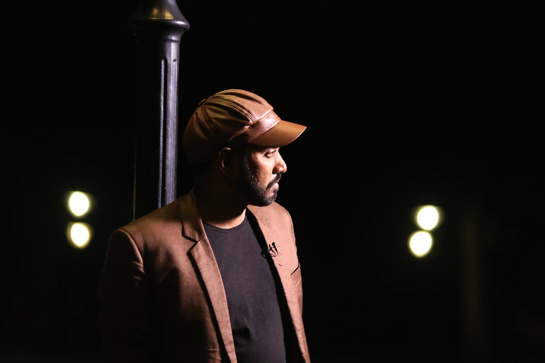කාමයෙන් මත් වී ජීවිතය වරදින්නට පෙර Room No 33 ට එන්න - Photos - Room No ...