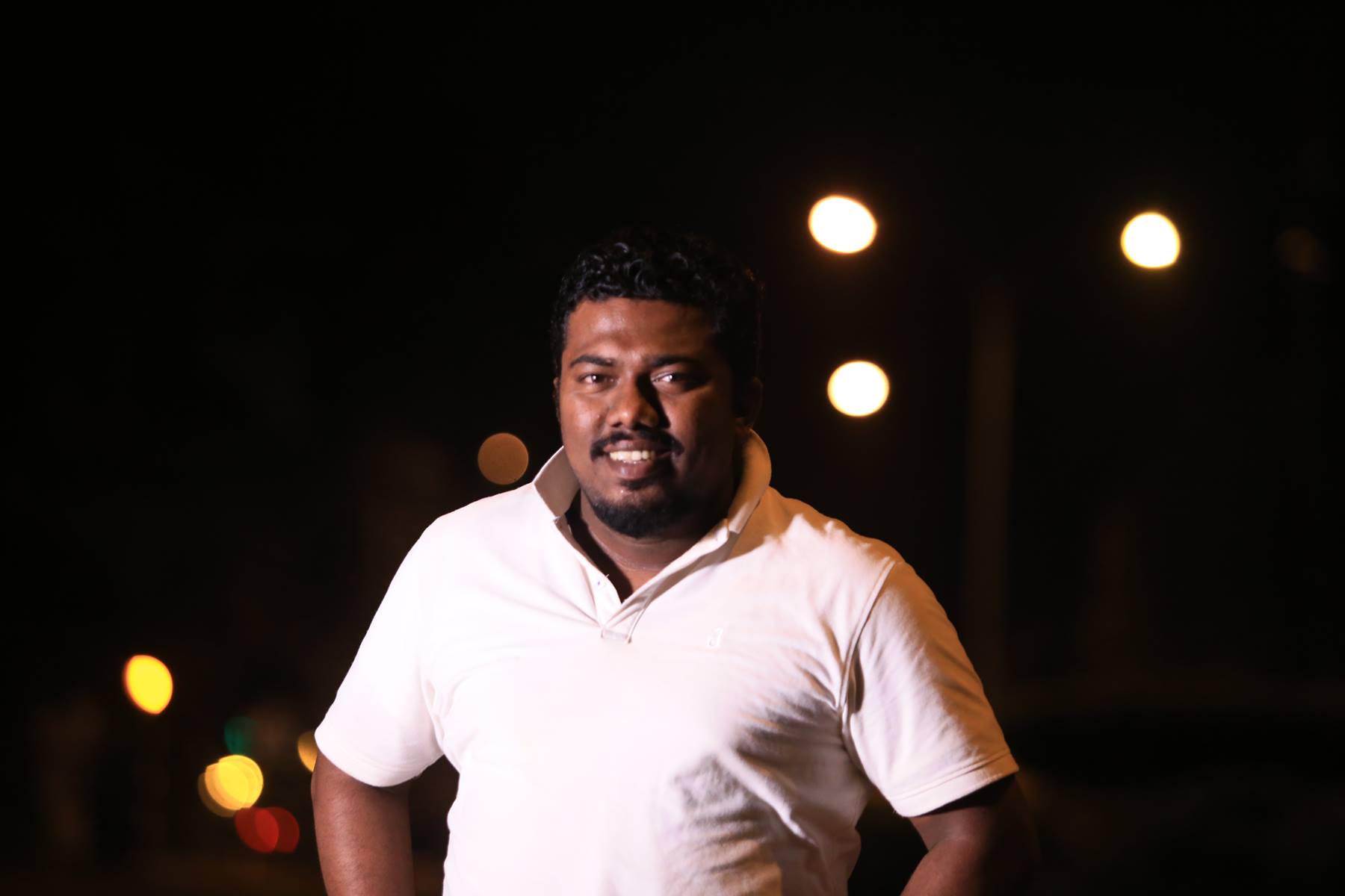 කාමයෙන් මත් වී ජීවිතය වරදින්නට පෙර Room No 33 ට එන්න - Photos - Room No ...