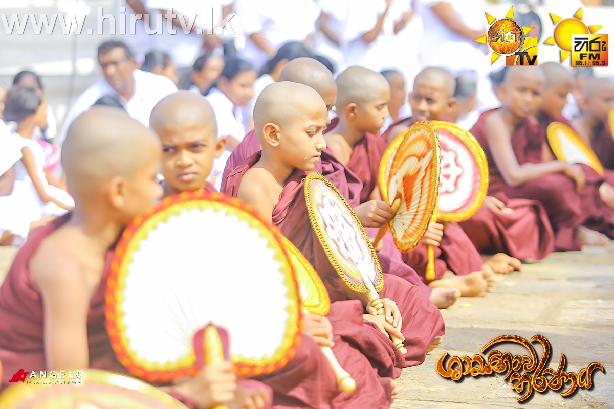 මහා සංඝරත්නයේ සහ ලක්ෂ සංඛ්‍යාත සැදැහැවතුන්ගේ ආශිර්වාදය මැද සිදුකෙරුණු ...