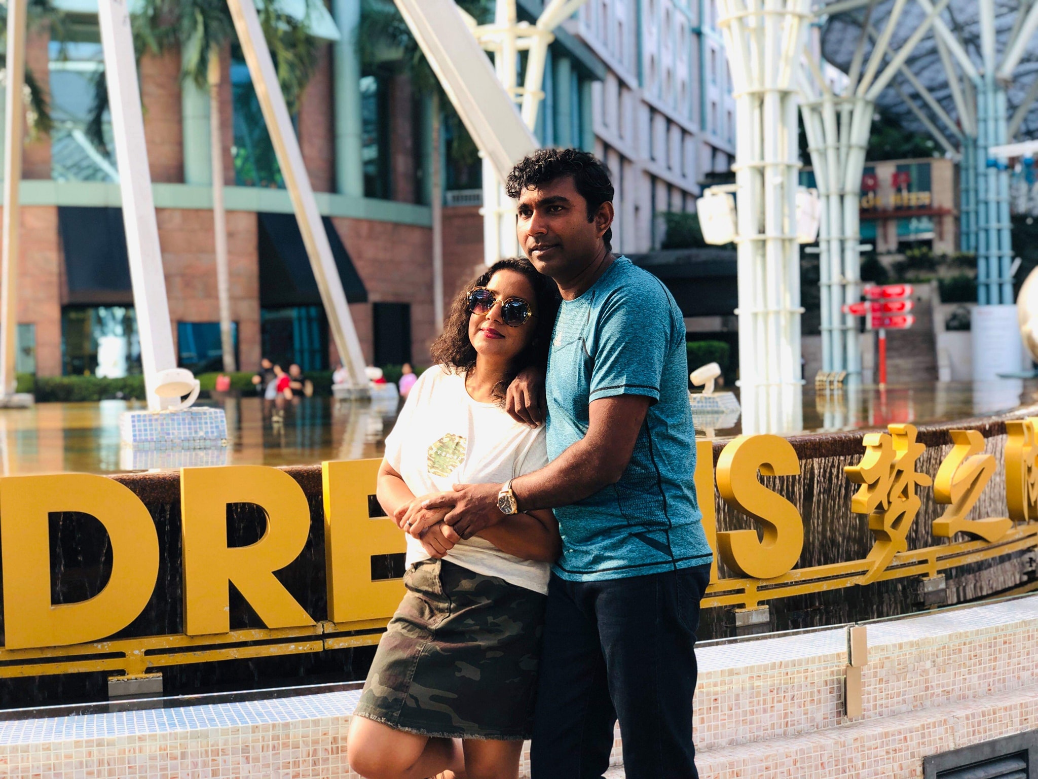 "ඇස් දෙකත් බැඳලා අතේ පොල්ලත් තිබුණා, කනා මුට්ටියට ගහන්න අත උස්සද්දී මගේ ...