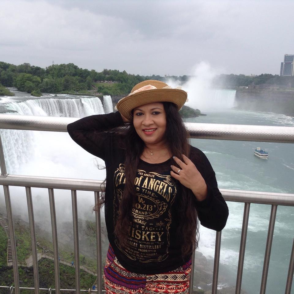 "කසාද බඳින්නත් ඕනෑ. හැබැයි... ගැළපෙන කෙනෙක් නොලැබුණොත් මම නොබැඳ ඉන්නත් ...