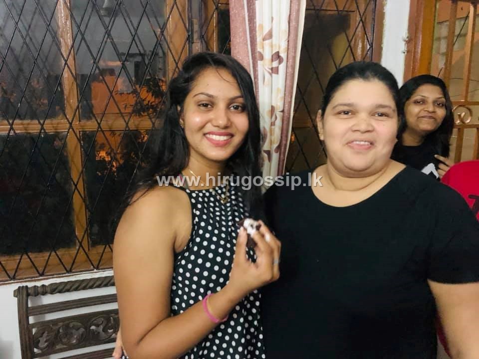 ප්‍රවීණ ගායන ශිල්පී චන්ද්‍රසේන හෙට්ටිආරච්චිගේ දියණිය ලිහිණි 22 වන ...