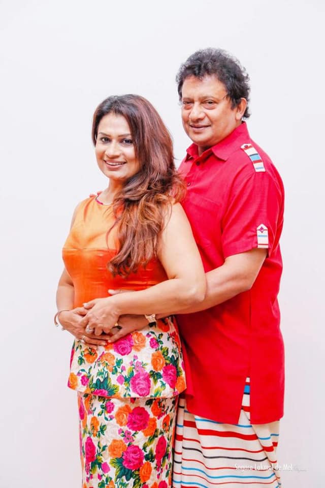 "ටික දවසක් ගියාට පස්සෙ ෂෙරීන්ගේ ගෙදර තිබුණු පාටියකටත් මට එන්න කිව්වා ...