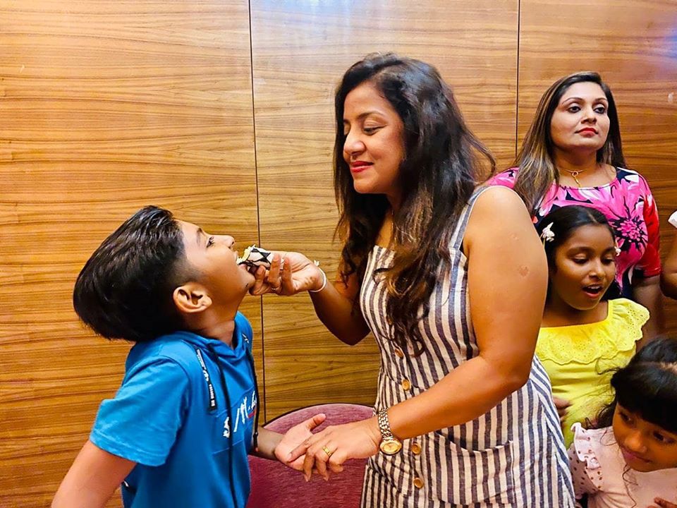 ජනප්‍රිය නිලි නිමන්ති පෝරගේ, උපන්දිනය සැමරූ හැටි මෙන්න - Photos ...