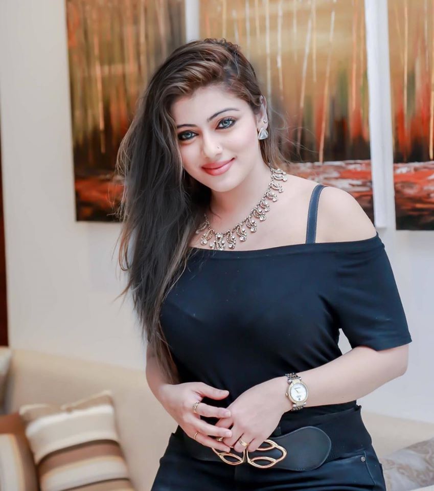 "ආදරය කියන්නේ එකිනෙකා අතර ඇතිවන ආත්මීය බැදීමක්.." - නතාෂා පෙරේරා ...