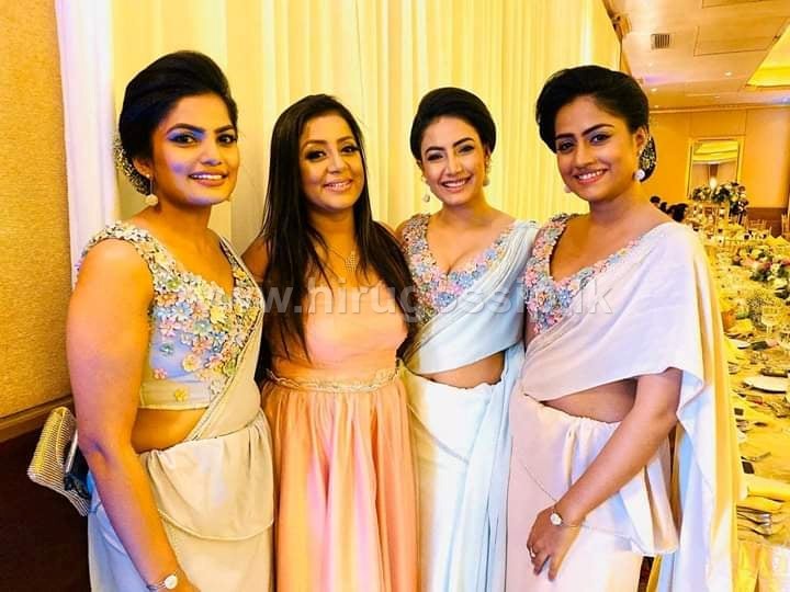 රංගන ශිල්පිණී සිනෙති අකිලා, විවාහ දිවියට පිවිසෙයි - Photos - Sinethi ...