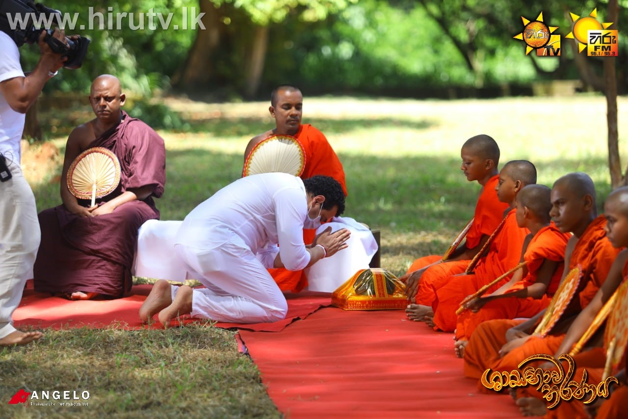 හිරු ශ්‍රද්ධාභිවන්දනා පොසොන් පිංකම - කුල දරුවන් සසුනට පුජා කිරීම, මහා ...