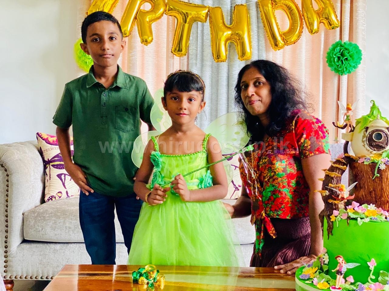 ජනප්‍රිය රංගන ශිල්පිනියක මෙන්ම ටෙලි නාට්‍ය නිෂ්පාදිකාවක වන නිමන්ති ...
