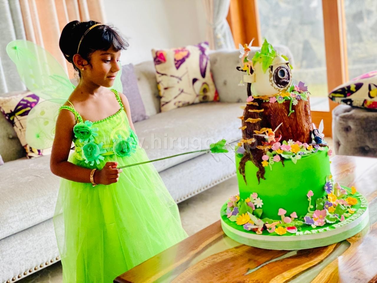 ජනප්‍රිය රංගන ශිල්පිනියක මෙන්ම ටෙලි නාට්‍ය නිෂ්පාදිකාවක වන නිමන්ති ...