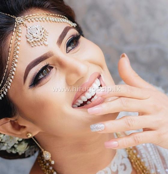 “හ්ම්.... මගෙන් බේරිලා යන්න !” - තමන්ගේ නමින්ම තියෙන වාහනයකින් ආපු ...