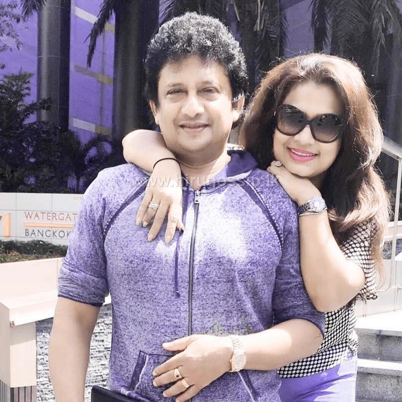 “ආදරණීය ජීවෝ..!! ඔබ පුදුමාකාර ස්වාමිපුරුෂයෙක්..!!” - ජීවන් කුමාරතුංගගේ ...