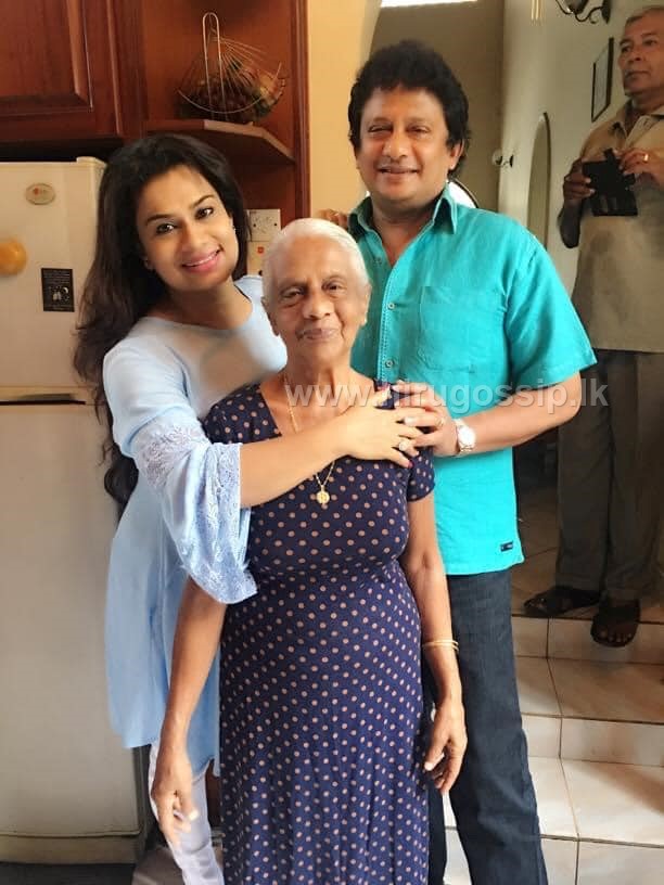 “ආදරණීය ජීවෝ..!! ඔබ පුදුමාකාර ස්වාමිපුරුෂයෙක්..!!” - ජීවන් කුමාරතුංගගේ ...