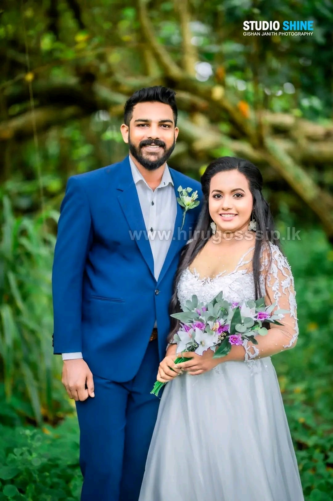 අත්සන් කරන්නද තියෙන්නෙ?” අහලා, ජාත්‍යන්තරයටත් ගිය, බුකියම කතා කරන ඒ ...