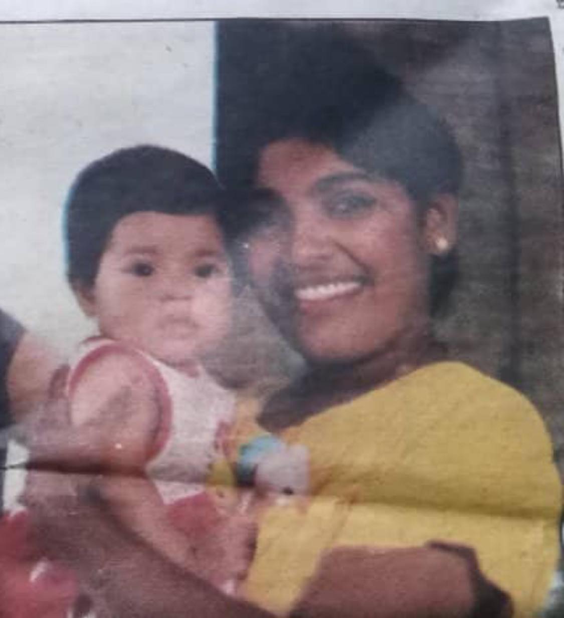 "සුබ උපන්දිනයක් මගේ අම්මේ... මම ඔයාට ගොඩක් ආදරෙයි" ගායන ශිල්පිනී චන්ද් ...