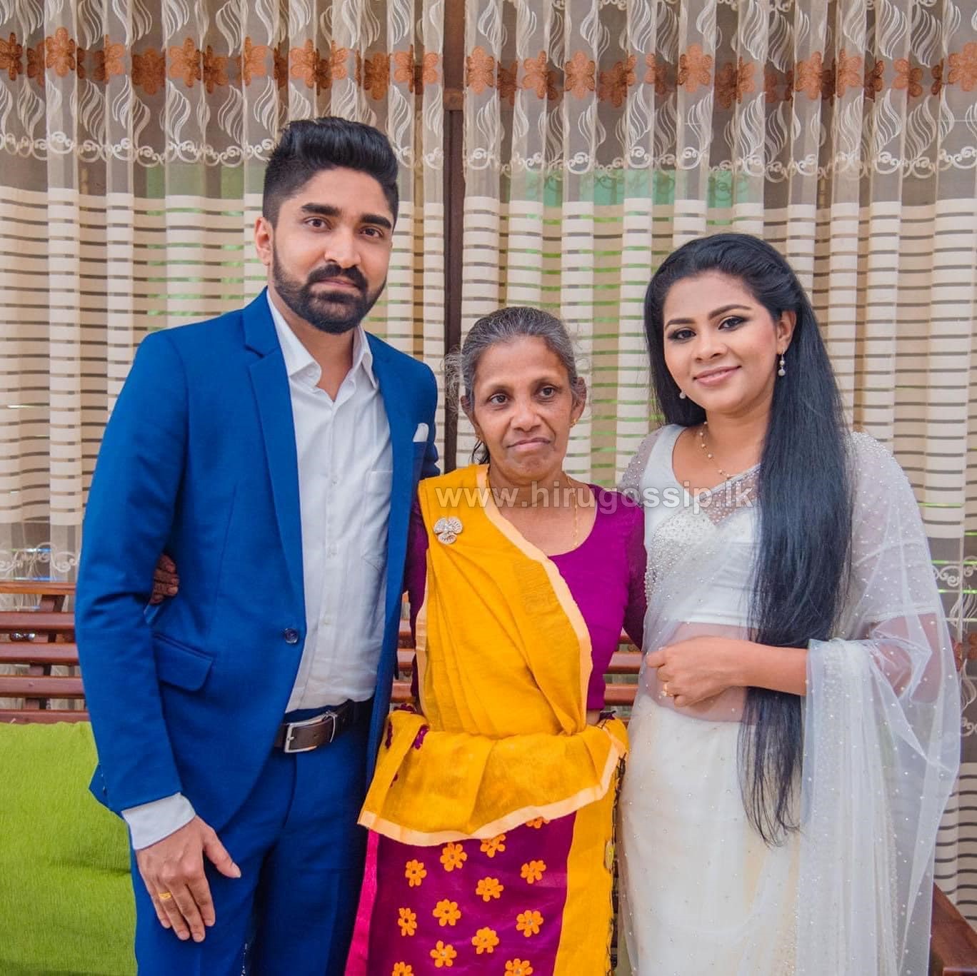 දෙයියනේ !! ඒක එතකොට ඇත්තක්ද ?” - මෙන්න ඒ පාර ගායිකා ශානිකා මධුමාලි ...