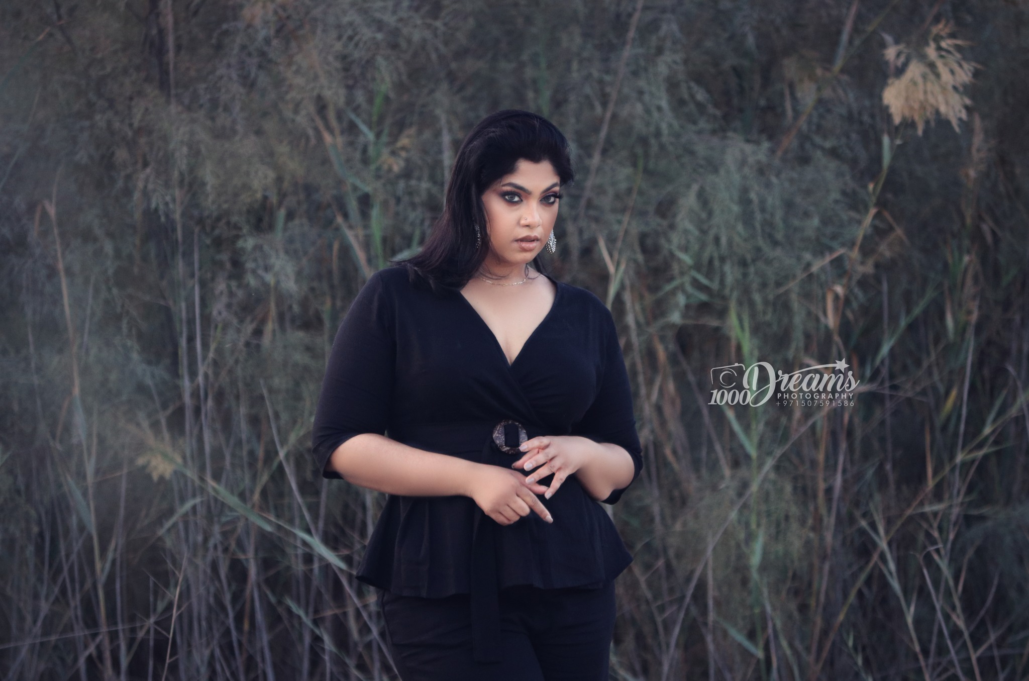 "දැනෙනවා නම් ඉන්නවා නම් - සුහද පිළිගන්න මේ ආදරේ... හිතෙනවා නම් පෙනෙනවා ...