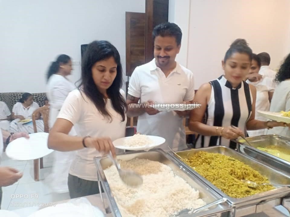ඔබට පින් අනුමෝදන් වේවා...!! දැන් හරියටම අවුරුද්දක්...” - නිළි හිමාලි ...
