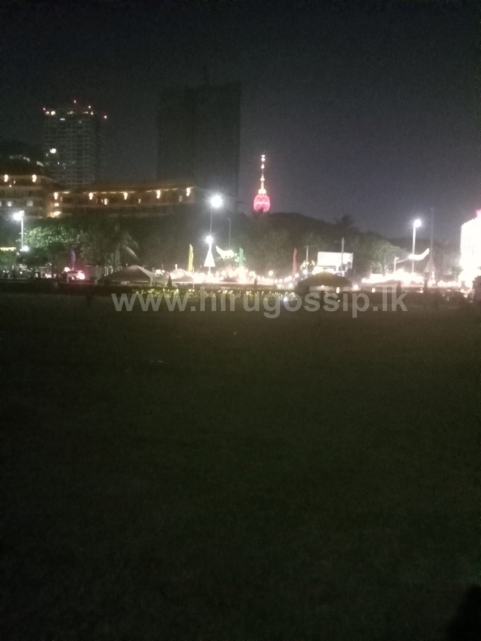 ඒ හැමෝම නත්තල වෙනුවෙන් ලෑස්ති වෙලා..!!” - හරිත පැහැගත් නත්තල් සිරි ...