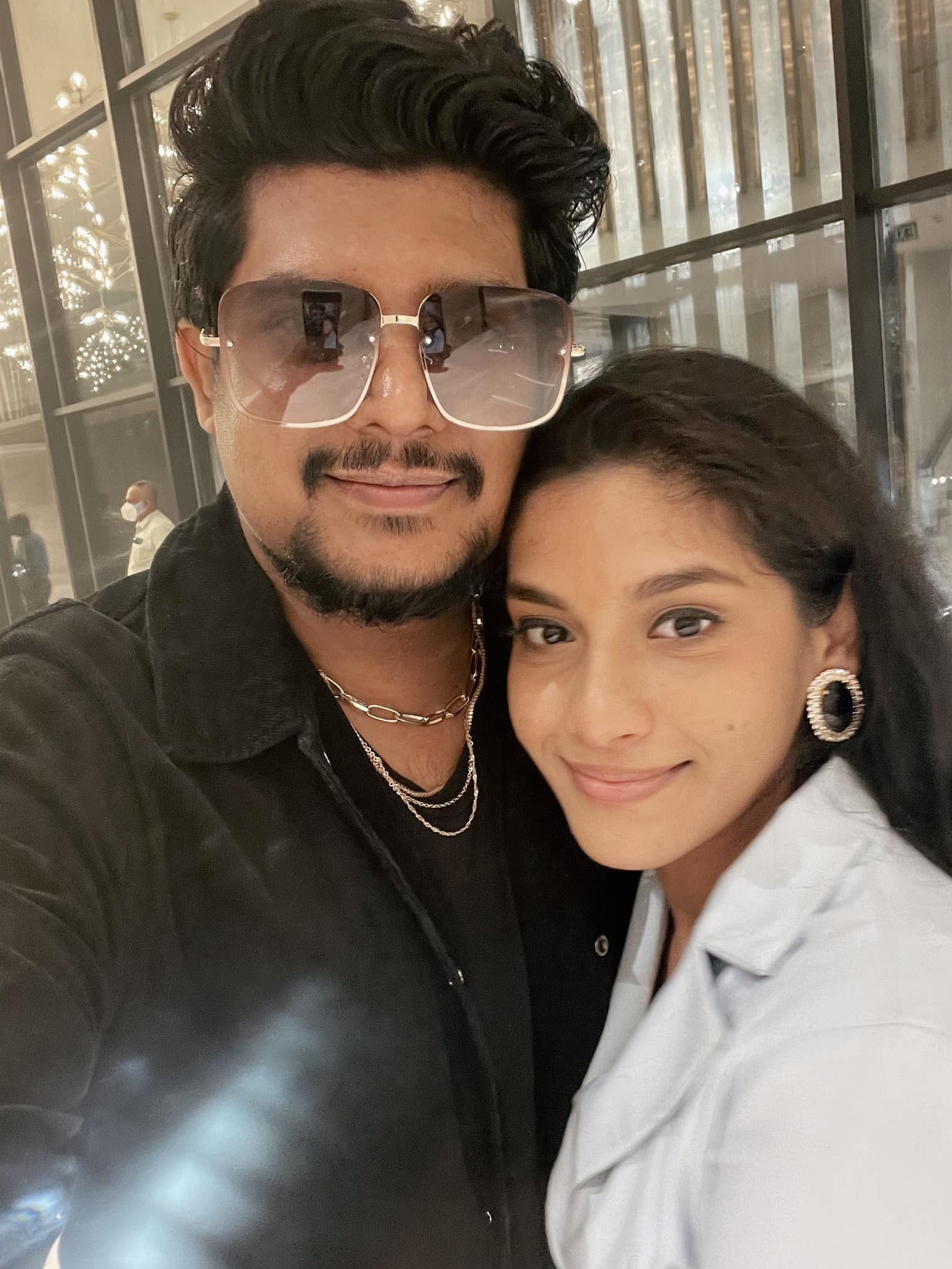 ඒ දෙන්නාගේ හීනේ හැබෑ වෙලා.... වින්ඩි ගුණතිලක සහ සනුක වික්‍රමසිංහ අද ...
