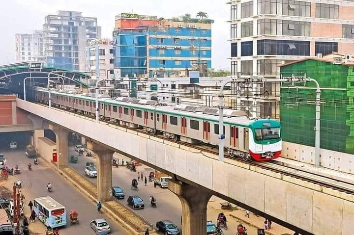 නව සංවර්ධන යුගයක් අරඹමින් බංග්ලාදේශය පළමු මෙට්‍රො දුම්රිය සේවය අරඹයි ...