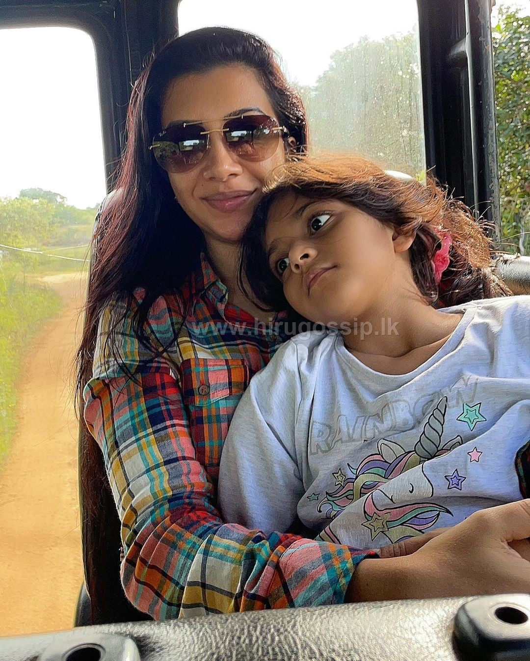 සීතලයි.. නිදිමතයි...! ඒ ගමන විශ්මිතයි..” - හබීවයි බබීවයි එක්කගෙන ...