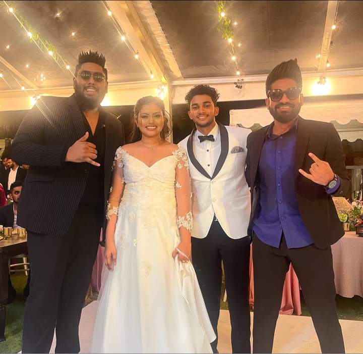 වළං පිඟන් උඩ දාලා කෑම හදලා, කෙල්ලො පිස්සු වට්ටලා බුකිය කළඹපු කඩවසම් චෙෆ් කසාද බැඳලා... - Charith ...