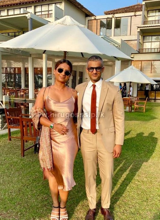 අම්මගේ හීනේ හැබෑවුණා.. මගේ ලස්සන කපල් එක..!” - ජීවන් සහ ශෙරින්ගේ දෝණි ...
