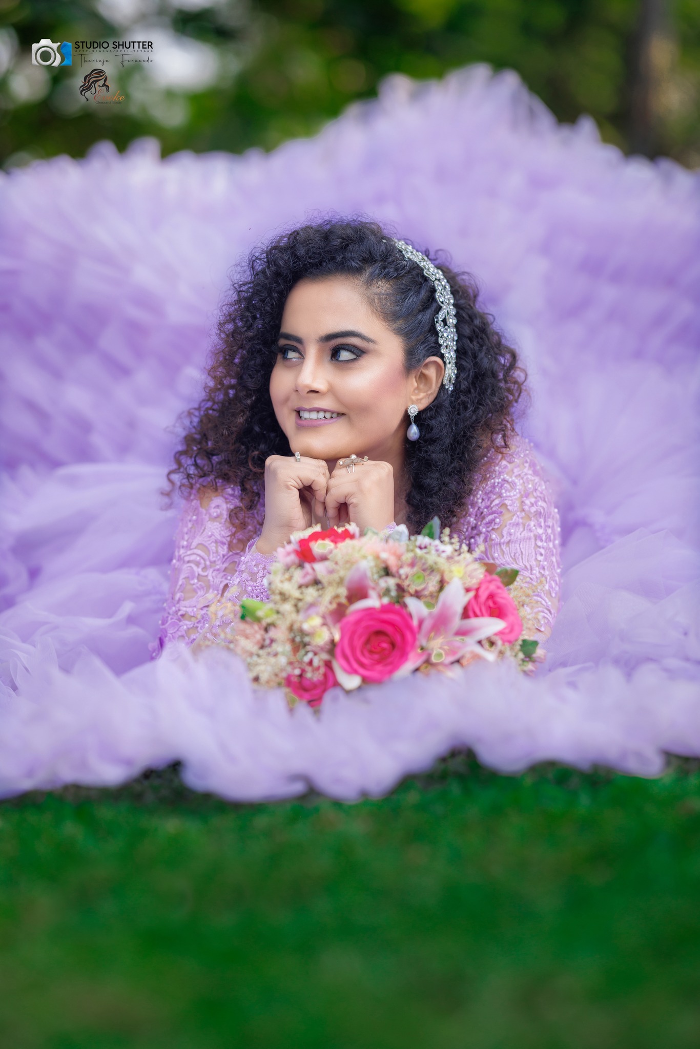 කවුරුත් ආදරේ කරන සුන්දර කැරලිකාරි.... බෝනික්කියක් වගේ ලස්සන ! දිවිතුරා ...