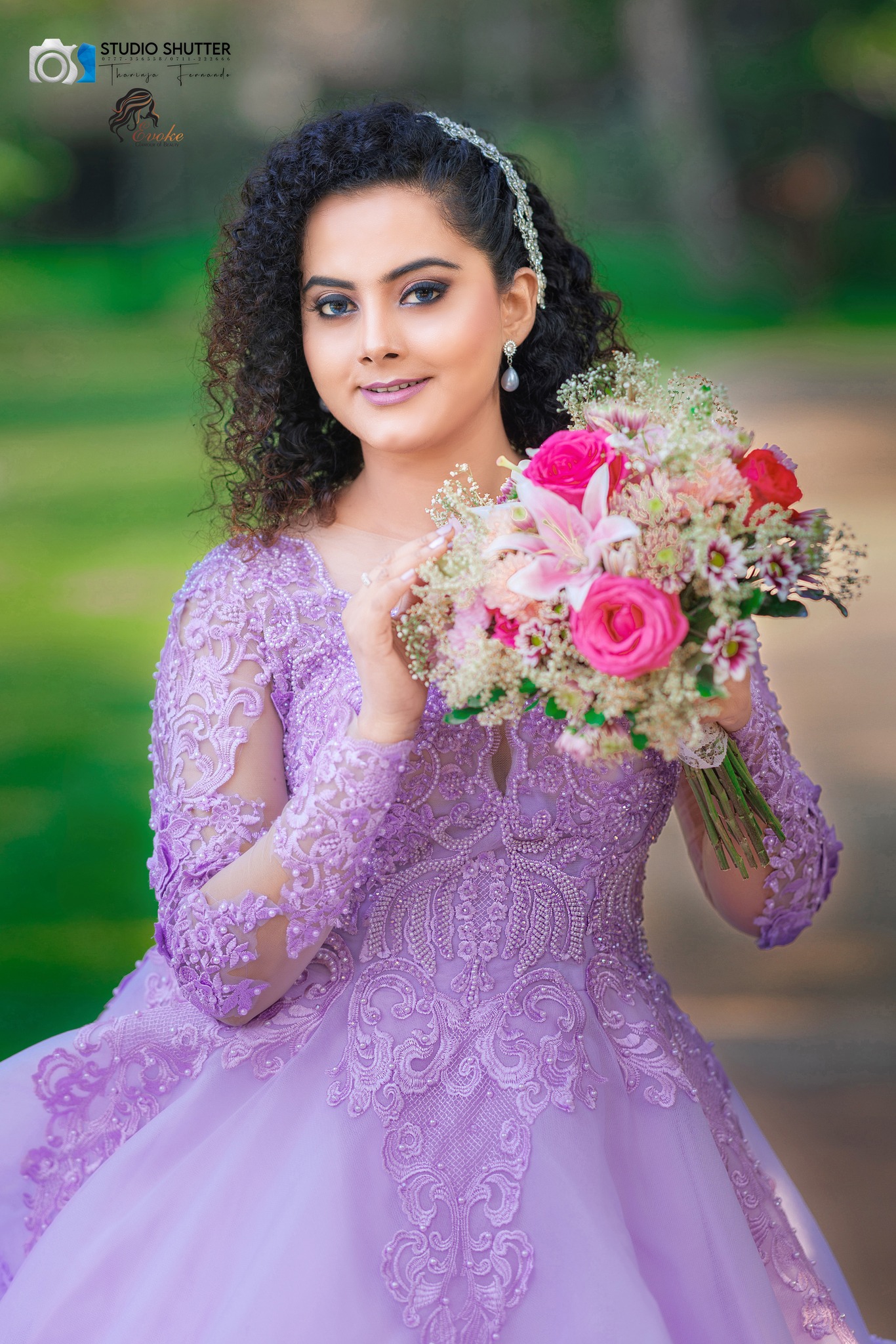 කවුරුත් ආදරේ කරන සුන්දර කැරලිකාරි.... බෝනික්කියක් වගේ ලස්සන ! දිවිතුරා ...