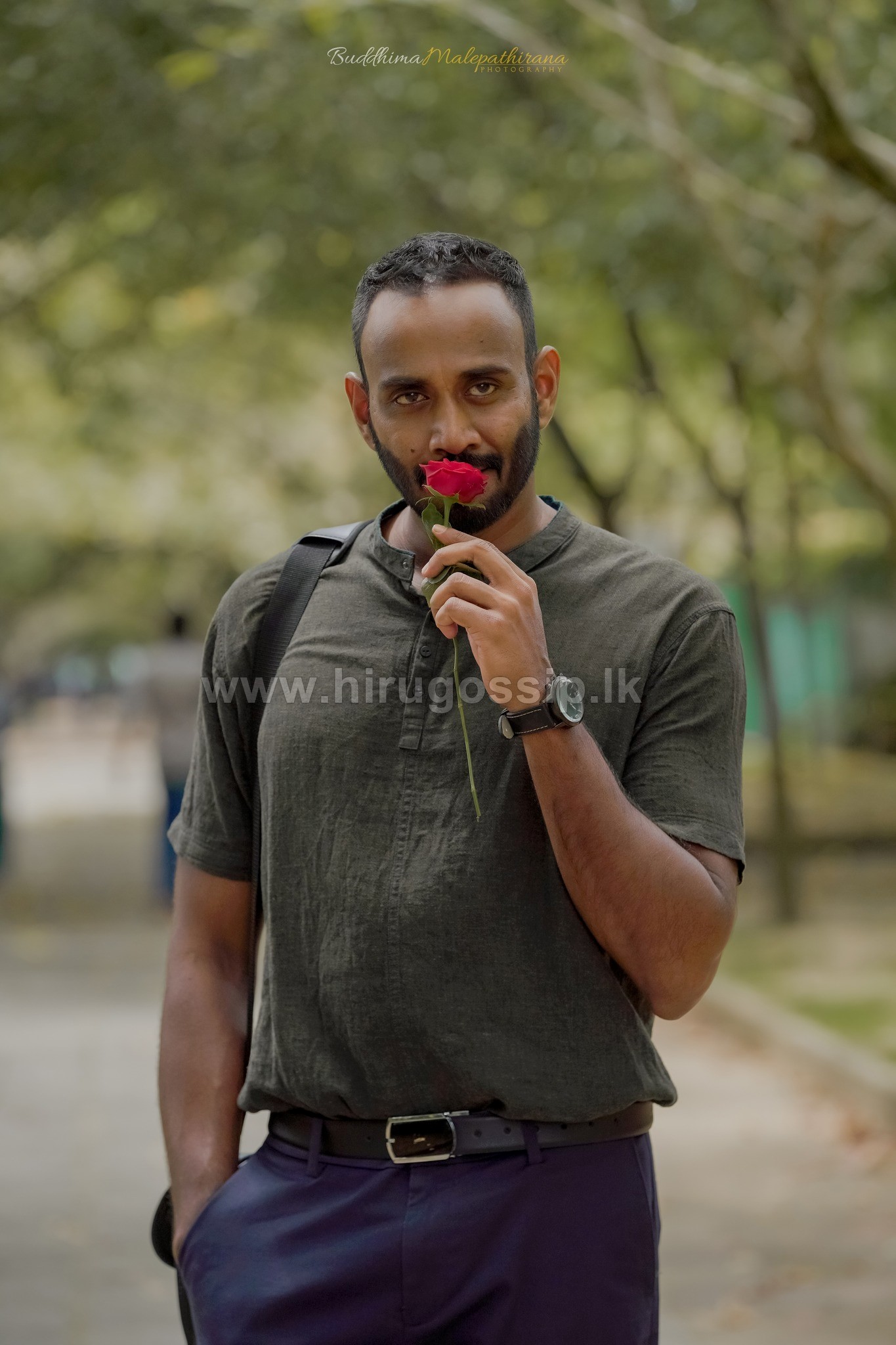 සංක්‍රාන්තික ලැමක් විනිවිද ස්නේහයේ කිරි කඳුළු පාමී.. දෝතකට ගෙන එකී ...