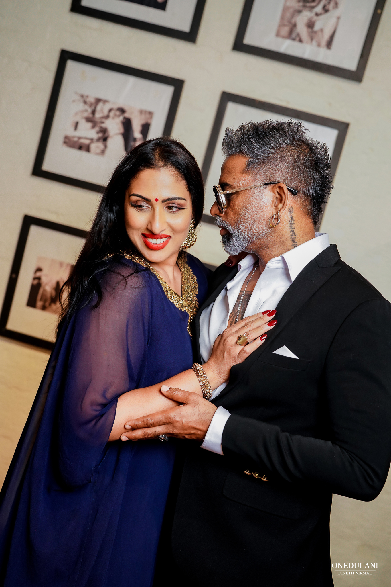 පවුල තරම් තවත් වටින දෙයක් තියෙනවා ද? හෙක්ටර් ඩයස්ගේ පවුලේ අය පාටියකට ...
