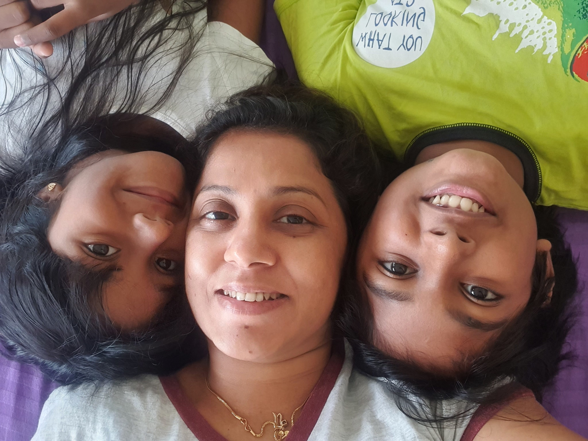 "දරුවෙකු තුළ ආදරය හා කරුණාව වගා කරන්න" ජනප්‍රිය ටෙලිනාට්‍ය නිළි නිමන්ති ...
