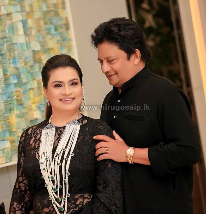 කවදාවත් වෙනස් නොවෙන ආදරේ... තෑන්ක් යූ!” - ජීවන් කුමාරතුංගත් එක්ක බිරිඳ ...