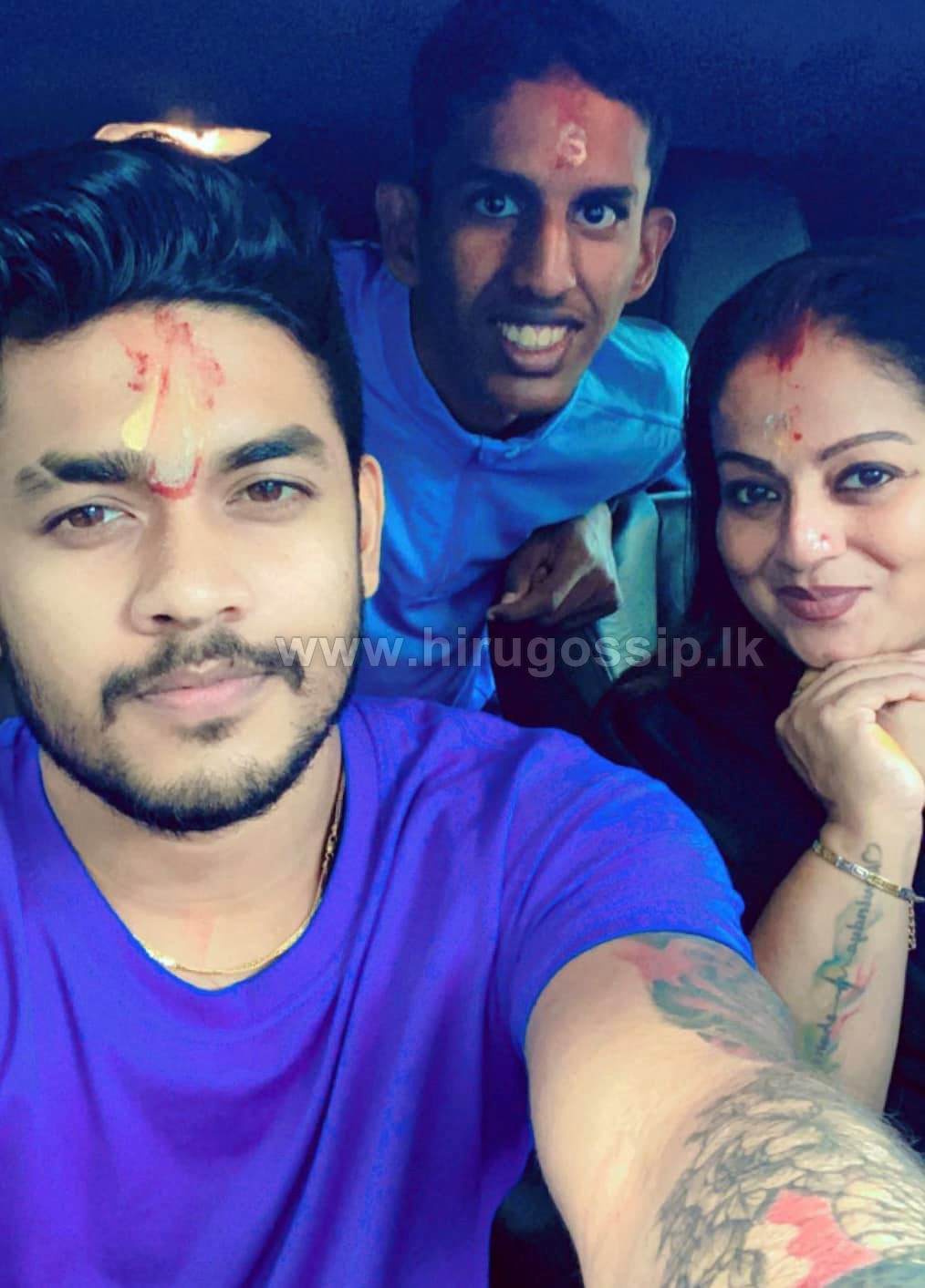 මගේ ලස්සන පණ.. මගේ විතරයි ඔයා..” - චෝදනා, අවමන් කොතෙක් ලැබුවද ...