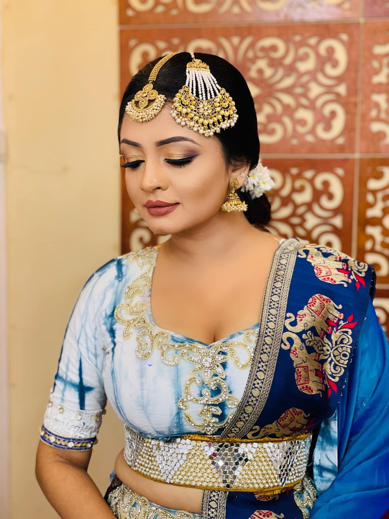 දිව්‍යාංගනාවක් වගේ ! පුංචි තිරය හැඩකරන, හුරුබුහුටි නිළිය... රුක්ෂානාගේ ...
