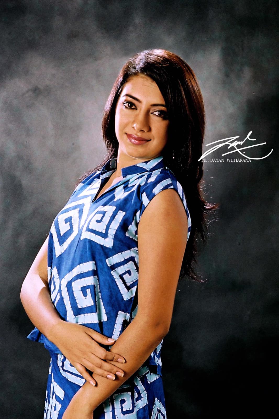 අඳුරගන්න පුළුවන්ද බලන්න... ජනප්‍රිය රංගන ශිල්පිනි සචිනි අයේන්ද්‍රා, එදා සහ අද - Photos - Sachini ...