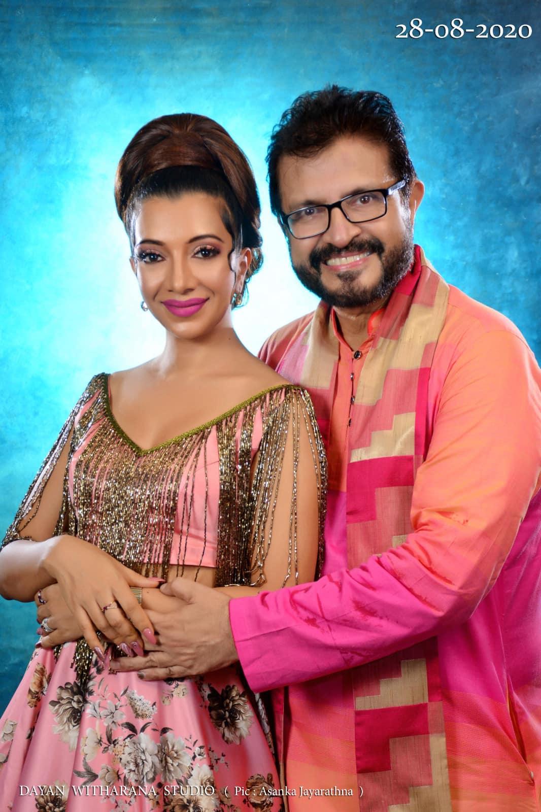 අඳුරගන්න පුළුවන්ද බලන්න... ජනප්‍රිය රංගන ශිල්පිනි සචිනි අයේන්ද්‍රා, එදා ...