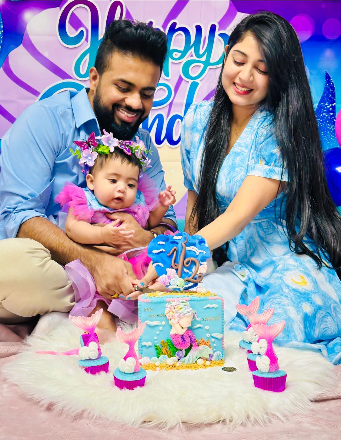 කොහොමද මේ චූටි බෝලේගේ හැඩ... ඒ දෙන්නගේ චූටි මැණිකට දැන් මාස හයක් ලු... - Samee And Sandu - Hiru ...