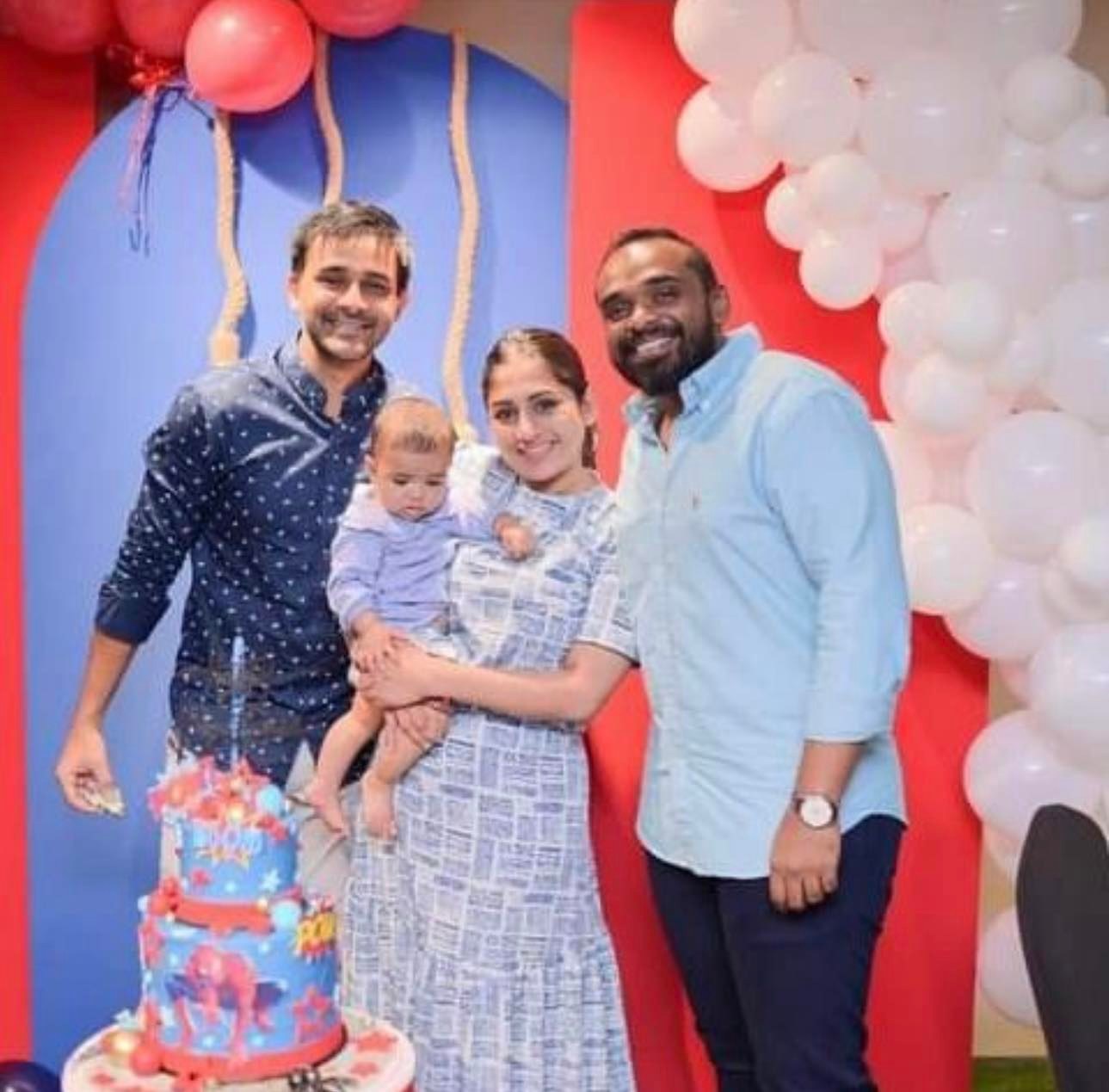 ආසම කරන ස්පයිඩර් මෑන් තේමාවෙන් පවුලෙ අයයි කලා ලොවේ යාළුවොයි එක්ක සාරංග ...