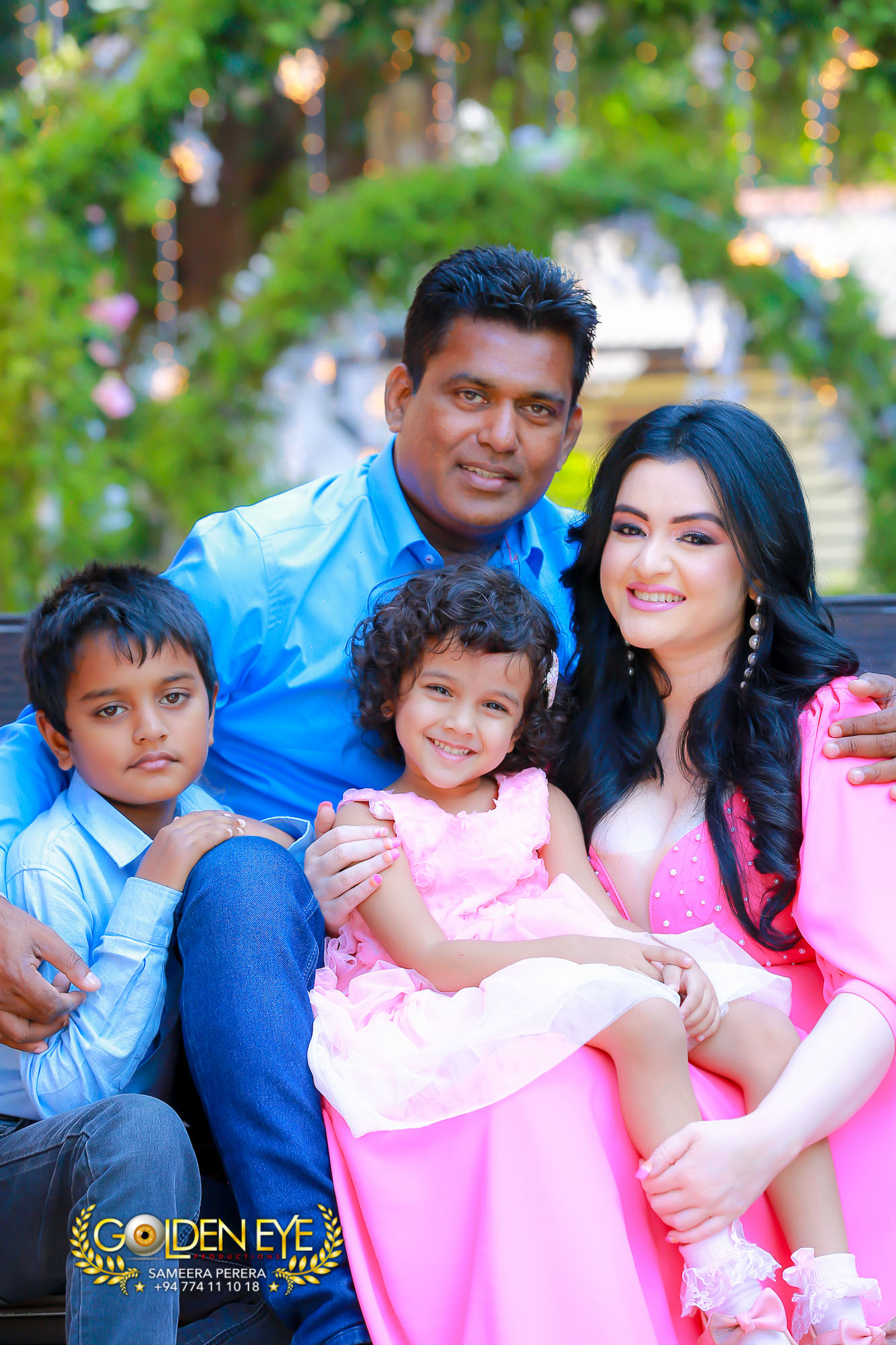 පුංචි තිරය හැඩකරන, රෝස මල.... ඕෂධී හේවාමද්දුම, ආදරණීයන් එක්ක උපන්දිනය ...