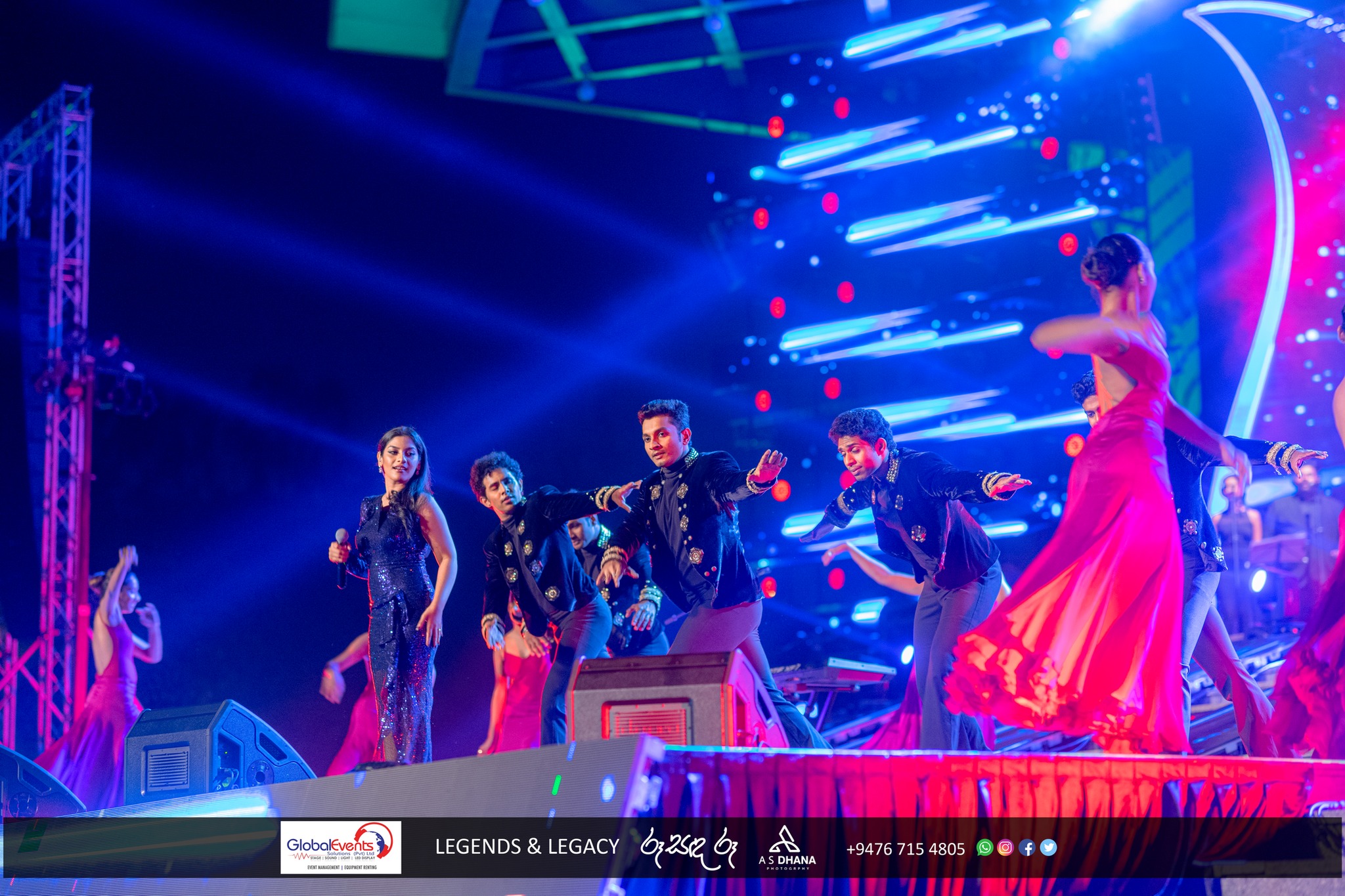 රූ සඳ රෑ වේදිකාව සැරසූ, නව යුවළ... සනුක - වින්ඩි - Photos - Sanuka ...