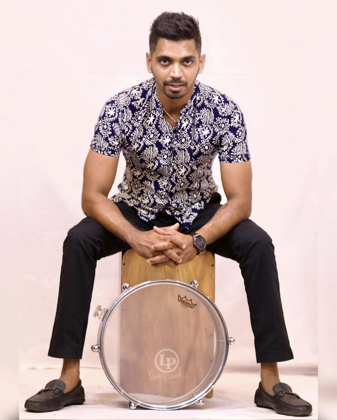 ඒ.ආර්. රහුමාන් සංගීතවත් කරපු මනිරත්නම්ගේ පොන්නයින් සෙල්වම් චිත්‍රපටයේ ...