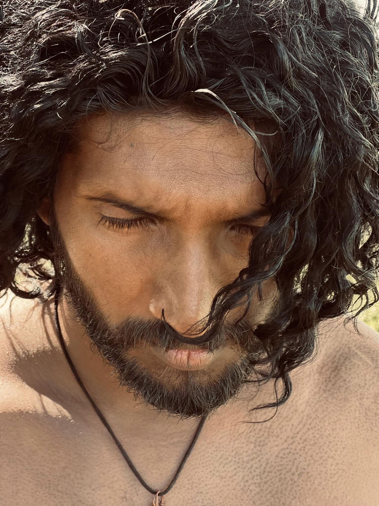 රඟපානවා කියන්නේ මොකද්ද කියලා ඇහුවොත් මෙන්න මේක පෙන්නන්න පුළුවන් ...