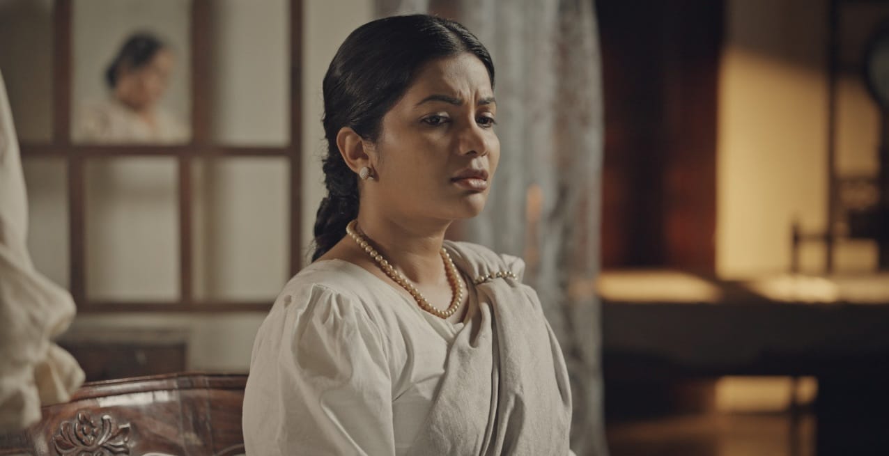 "සිනමා රූපීව ටෙලි සිත්තමක් කරන්න හැමදාම මාර විදිහට මහන්සි වෙනවා... ඇහැට ...