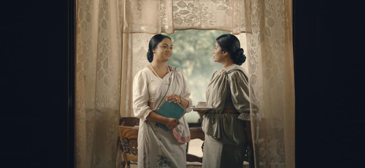 "සිනමා රූපීව ටෙලි සිත්තමක් කරන්න හැමදාම මාර විදිහට මහන්සි වෙනවා... ඇහැට ...