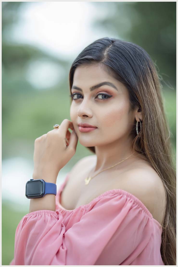 "අම්මා තාත්තා කොහොමත්, හැමවෙලාවෙම හිනාවෙලා ඉන්න දෙන්නෙක්... හරි සැහැල්ලුවෙන් සතුටින් ජීවිතේ ...