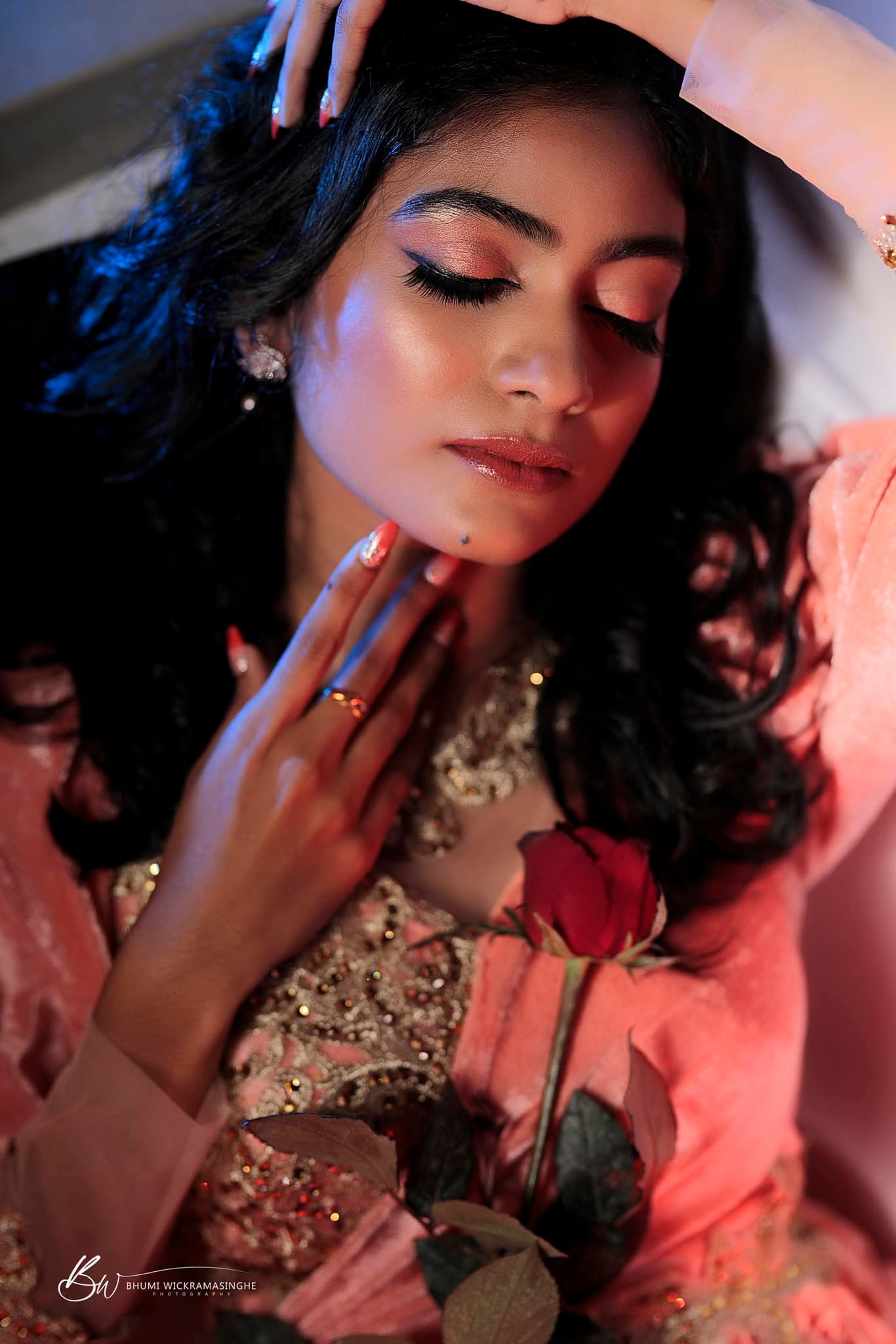 21 වැනි පරිච්ඡේදය සරාගී අමුතුම විදිහකට... ජනප්‍රිය රංගන ශිල්පිනී වගීෂා ...